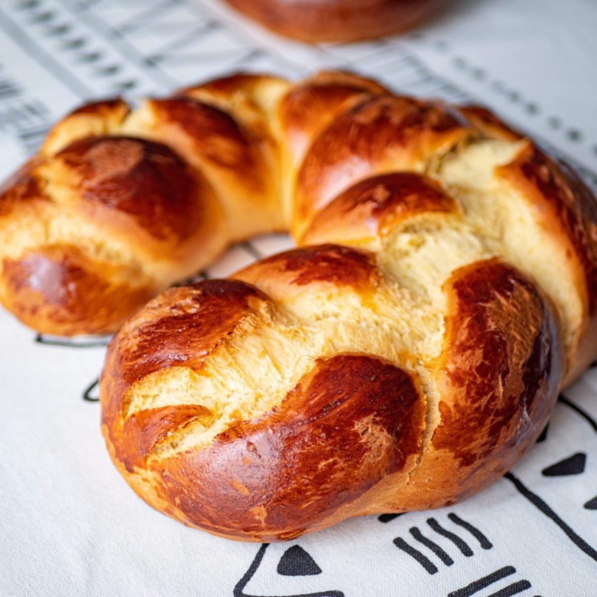 Mouna - Recette de brioche de la mimouna - DUMPLINGS & MORE